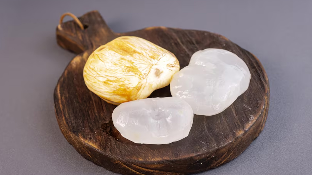 Exploring The Lesser Known Health Benefits Of Ice Apple (Tadgola) | OnlyMyHealth